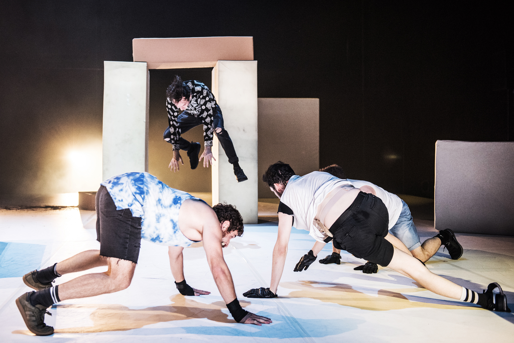 Τα σκυλιά - Athens Epidaurus Festival